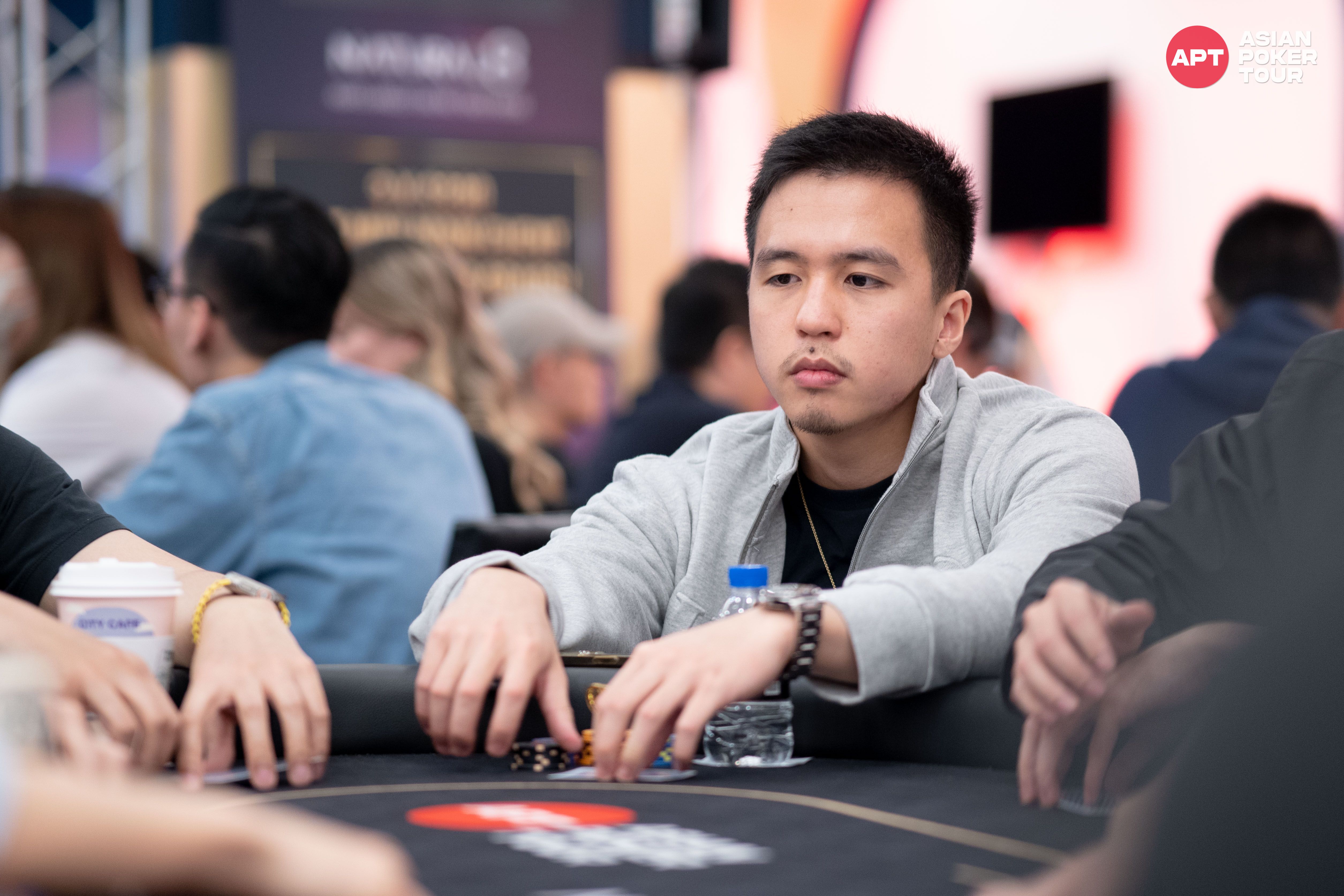 Live Reporting | APT Main Event - TWD 30,000,000 GTD - Flight A (60 ...