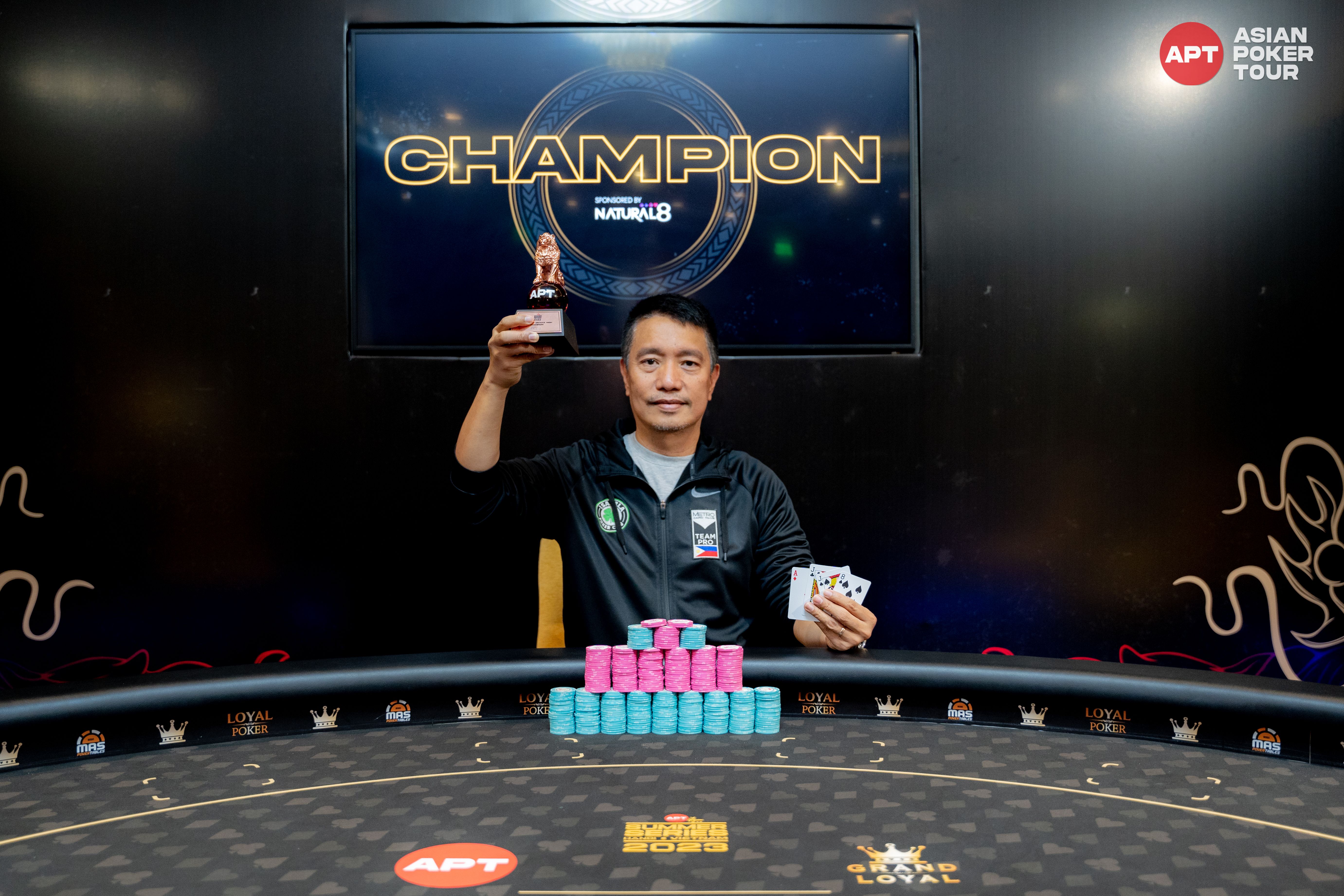 Gab Yong Kim Dominates Main Event Opening Flight | Asian Poker Tour